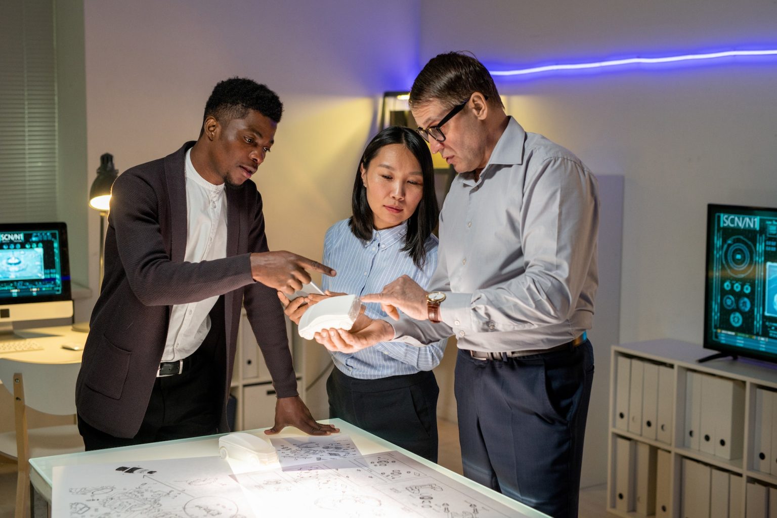 About Us - EISmartwork